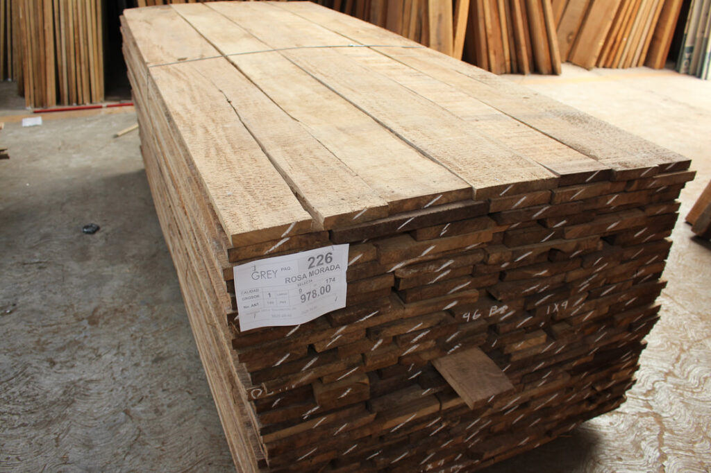 Rosa Morada - GREY Forestal