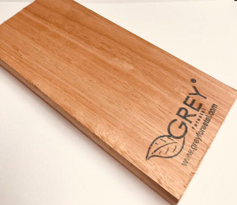 Red Grandis - GREY Forestal